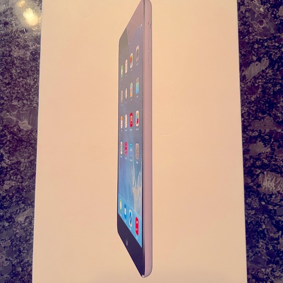 Apple | Tablets & Accessories | Ipad Mini St Gen | Poshmark